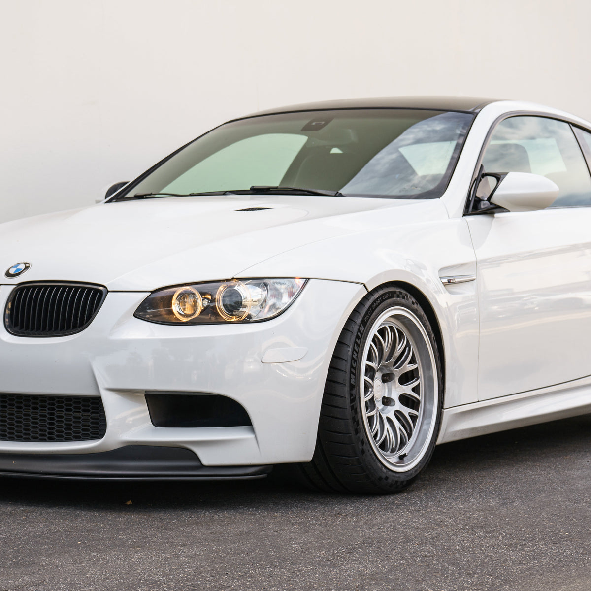 Alpine White E92 M3 - Nitron NTR R1 Coilover System, Sparco QRT-C Perf ...
