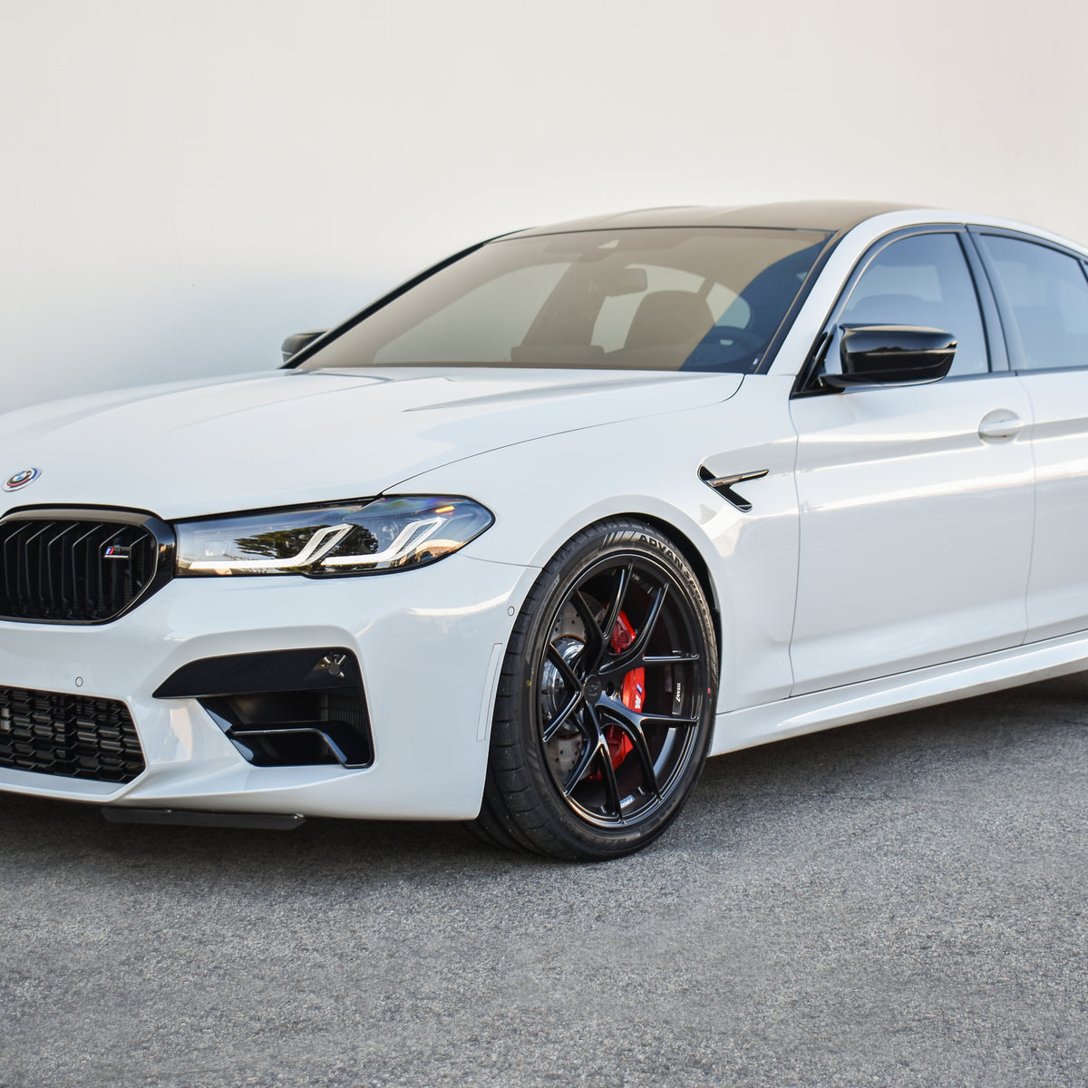 Alpine White F90 M5 Competition - KW HAS Kit & Titan 7 T-S5 (Wicked Bl ...
